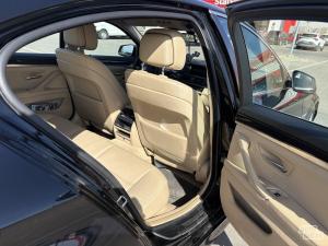 Black BMW 520 2013 in Kaunas, with an engine capacity of 2.00 L and mileage of 214 thousand km for 10000 €, photo 6 on AUTOMOTO.COM.LV