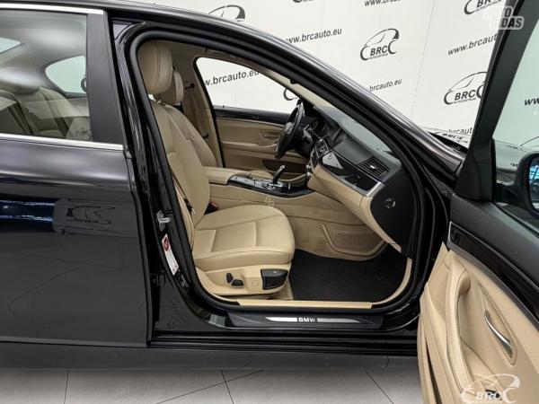 Черный БМВ 520 2013 в Авиженяй, объемом двигателя 2.00 л и пробегом 215 тыс. км за 9999 €, фото 4 на AUTOMOTO.COM.LV
