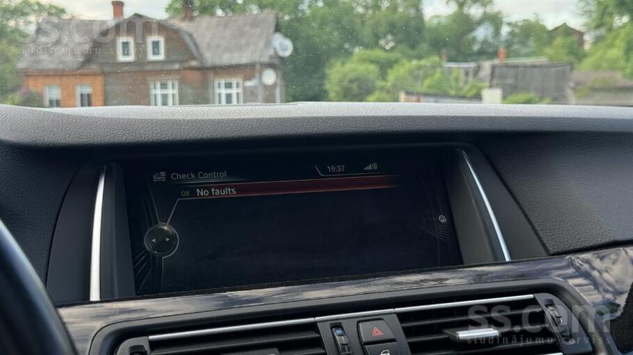 Melns BMW 520 2013 Rēzekne, ar dzinēja tilpumu 2.00 L un nobraukumu 0 tūkst. km par 10500 €, foto 10 vietnē AUTOMOTO.COM.LV
