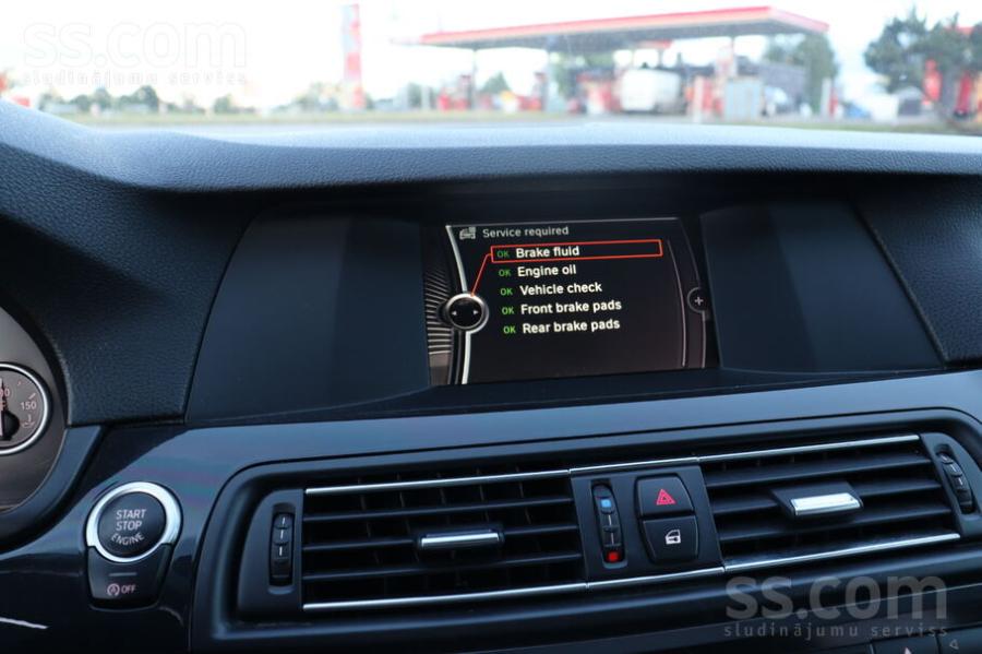 Black BMW 520 2013 in Riga, with an engine capacity of 2.00 L and mileage of 357 thousand km for 7490 €, photo 23 on AUTOMOTO.COM.LV