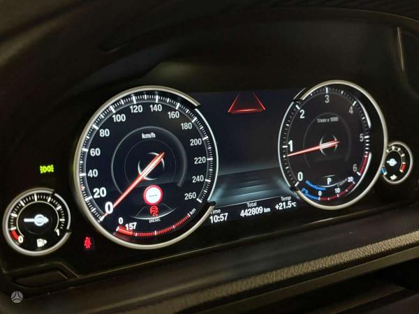 Melns BMW 520 2013 Marijampole, ar dzinēja tilpumu 2.00 L un nobraukumu 443 tūkst. km par 10999 €, foto 3 vietnē AUTOMOTO.COM.LV