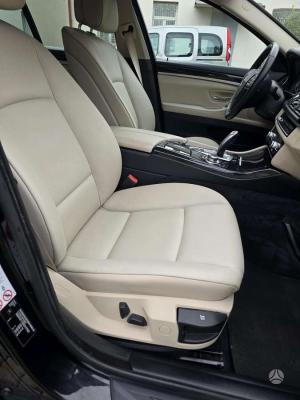 Black BMW 520 2013 in Marijampole, with an engine capacity of 2.00 L and mileage of 327 thousand km for 7450 €, photo 21 on AUTOMOTO.COM.LV