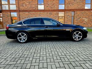 Melns BMW 520 2013 Marijampole, ar dzinēja tilpumu 2.00 L un nobraukumu 327 tūkst. km par 6900 €, foto 5 vietnē AUTOMOTO.COM.LV