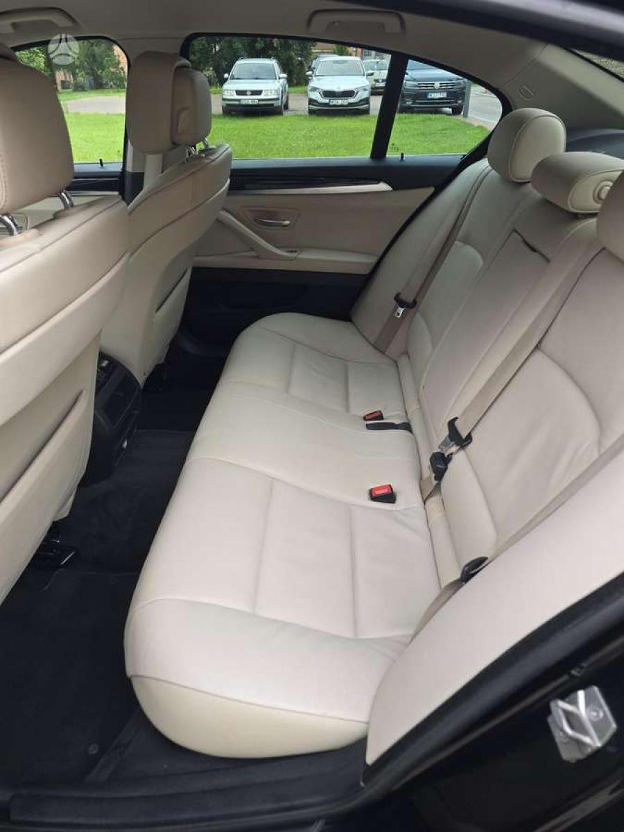 Melns BMW 520 2013 Marijampole, ar dzinēja tilpumu 2.00 L un nobraukumu 327 tūkst. km par 6900 €, foto 27 vietnē AUTOMOTO.COM.LV