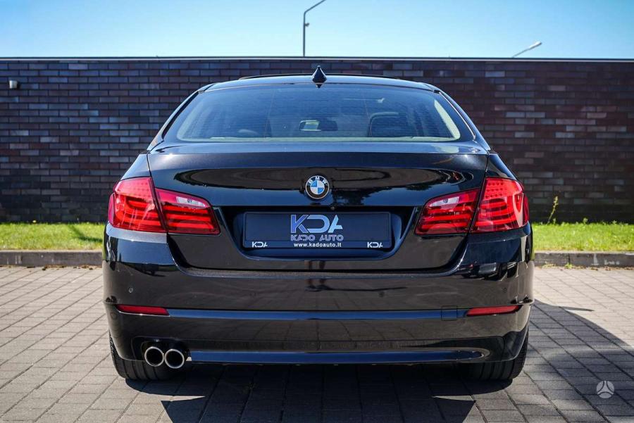 Melns BMW 520 2013 Kauņa, ar dzinēja tilpumu 2.00 L un nobraukumu 183 tūkst. km par 10450 €, foto 12 vietnē AUTOMOTO.COM.LV