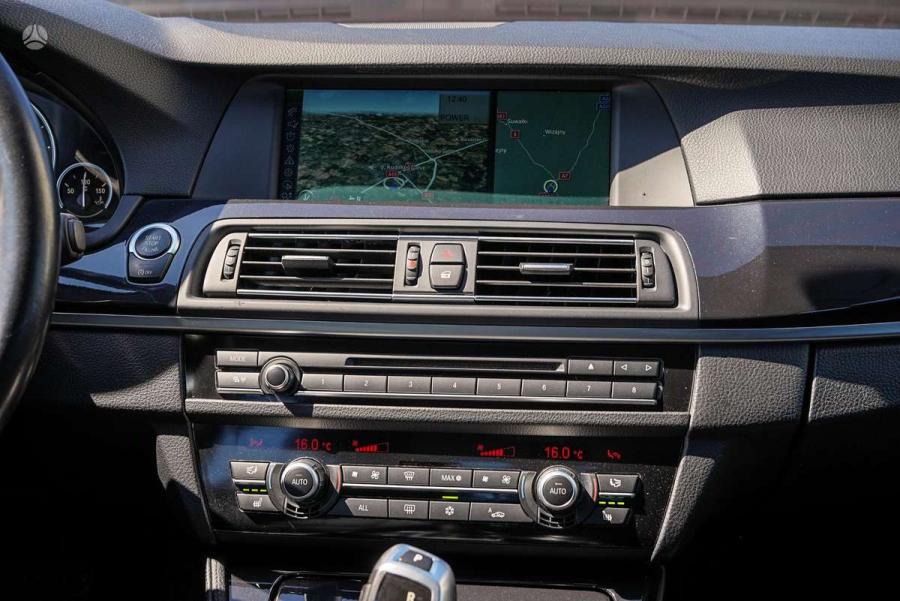 Melns BMW 520 2013 Kauņa, ar dzinēja tilpumu 2.00 L un nobraukumu 183 tūkst. km par 10450 €, foto 21 vietnē AUTOMOTO.COM.LV