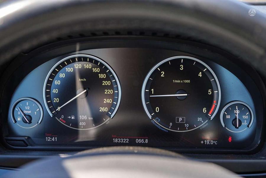 Melns BMW 520 2013 Kauņa, ar dzinēja tilpumu 2.00 L un nobraukumu 183 tūkst. km par 10450 €, foto 26 vietnē AUTOMOTO.COM.LV