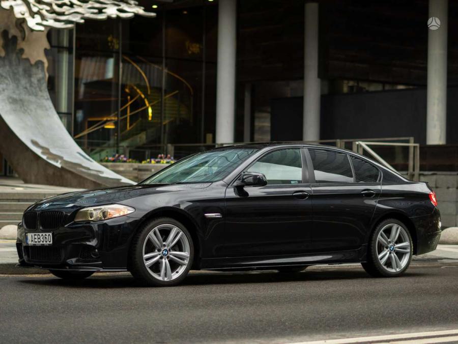 Melns BMW 520 2013 Viļņa, ar dzinēja tilpumu 2.00 L un nobraukumu 297 tūkst. km par 10500 €, foto 5 vietnē AUTOMOTO.COM.LV