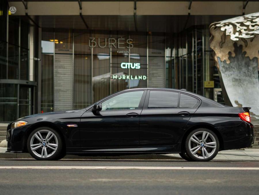 Melns BMW 520 2013 Viļņa, ar dzinēja tilpumu 2.00 L un nobraukumu 297 tūkst. km par 10500 €, foto 6 vietnē AUTOMOTO.COM.LV
