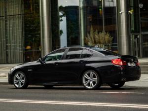 Melns BMW 520 2013 Viļņa, ar dzinēja tilpumu 2.00 L un nobraukumu 297 tūkst. km par 10500 €, foto 8 vietnē AUTOMOTO.COM.LV