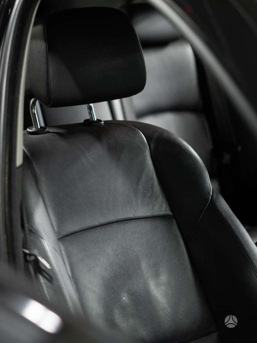 Melns BMW 520 2013 Viļņa, ar dzinēja tilpumu 2.00 L un nobraukumu 297 tūkst. km par 10500 €, foto 10 vietnē AUTOMOTO.COM.LV