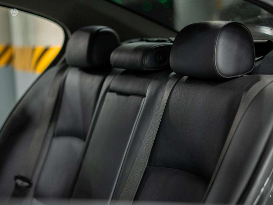 Melns BMW 520 2013 Viļņa, ar dzinēja tilpumu 2.00 L un nobraukumu 297 tūkst. km par 10500 €, foto 15 vietnē AUTOMOTO.COM.LV