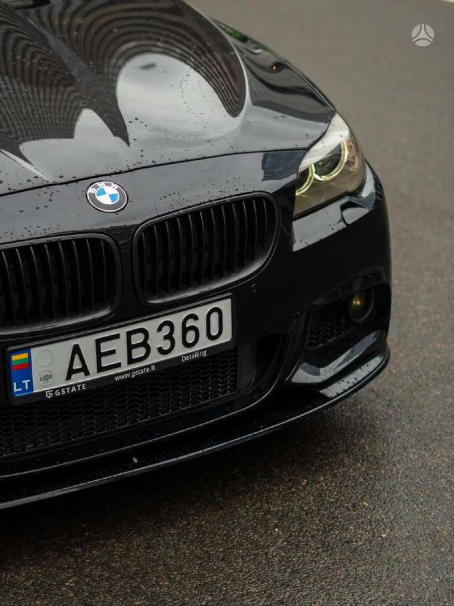 Melns BMW 520 2013 Viļņa, ar dzinēja tilpumu 2.00 L un nobraukumu 297 tūkst. km par 10500 €, foto 23 vietnē AUTOMOTO.COM.LV