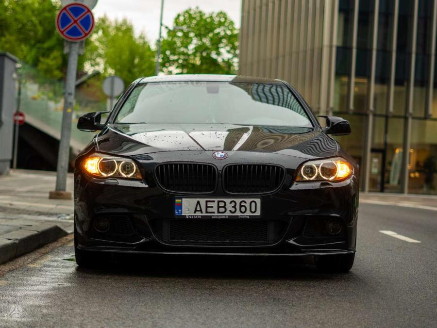 Melns BMW 520 2013 Viļņa, ar dzinēja tilpumu 2.00 L un nobraukumu 297 tūkst. km par 10500 €, foto 26 vietnē AUTOMOTO.COM.LV