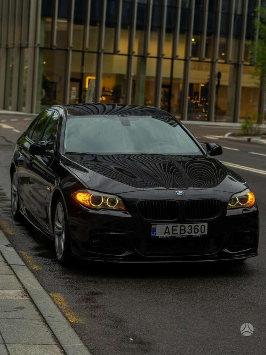 Melns BMW 520 2013 Viļņa, ar dzinēja tilpumu 2.00 L un nobraukumu 297 tūkst. km par 10500 €, foto 29 vietnē AUTOMOTO.COM.LV