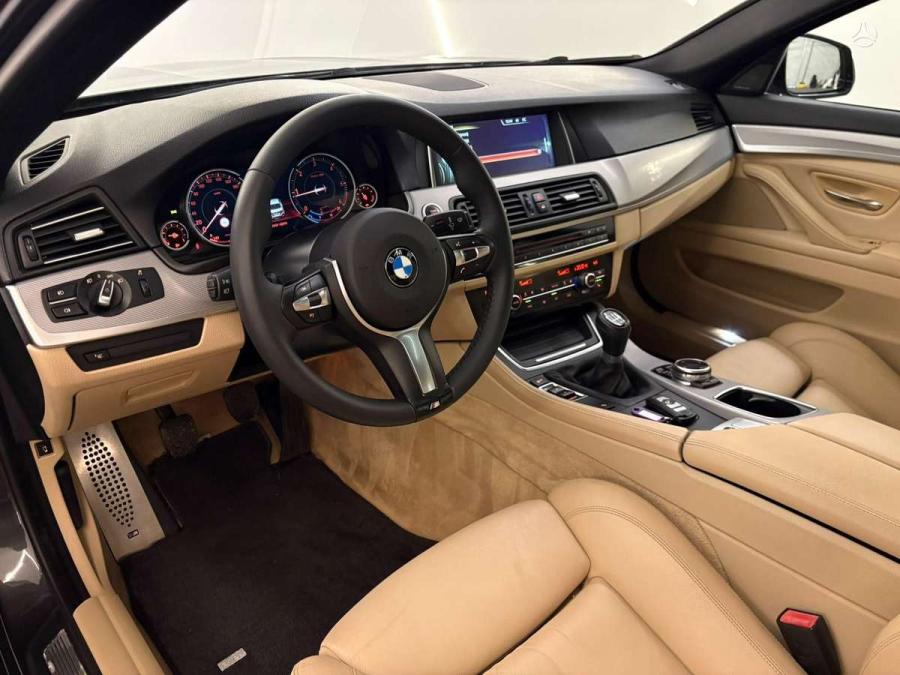 Melns BMW 520 2013 Marijampole, ar dzinēja tilpumu 2.00 L un nobraukumu 308 tūkst. km par 10500 €, foto 3 vietnē AUTOMOTO.COM.LV