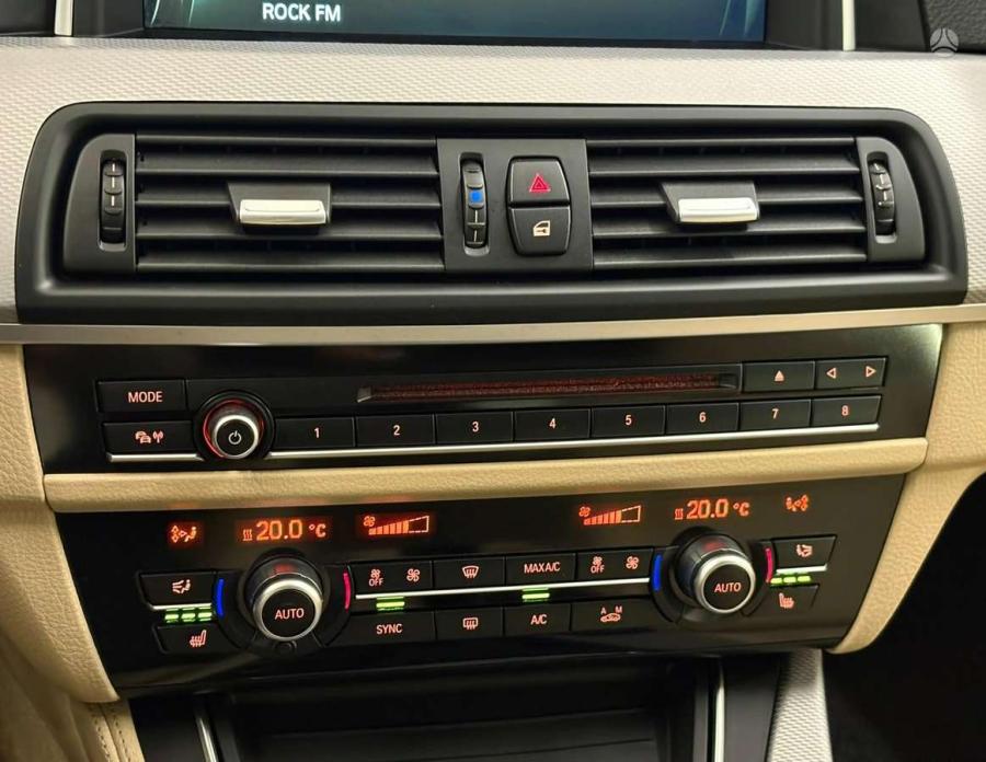 Melns BMW 520 2013 Marijampole, ar dzinēja tilpumu 2.00 L un nobraukumu 308 tūkst. km par 10500 €, foto 11 vietnē AUTOMOTO.COM.LV