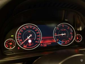 Melns BMW 520 2013 Marijampole, ar dzinēja tilpumu 2.00 L un nobraukumu 308 tūkst. km par 10500 €, foto 12 vietnē AUTOMOTO.COM.LV