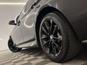 Melns BMW 520 2013 Marijampole, ar dzinēja tilpumu 2.00 L un nobraukumu 308 tūkst. km par 10500 €, foto 23 vietnē AUTOMOTO.COM.LV