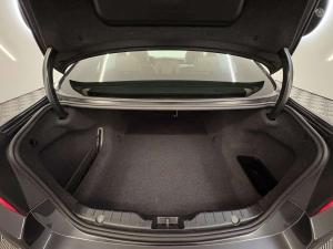 Melns BMW 520 2013 Marijampole, ar dzinēja tilpumu 2.00 L un nobraukumu 308 tūkst. km par 10500 €, foto 33 vietnē AUTOMOTO.COM.LV