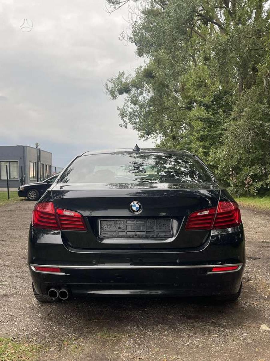 Black BMW 520 2013 in Kaunas, with an engine capacity of 2.00 L and mileage of 229 thousand km for 9800 €, photo 9 on AUTOMOTO.COM.LV