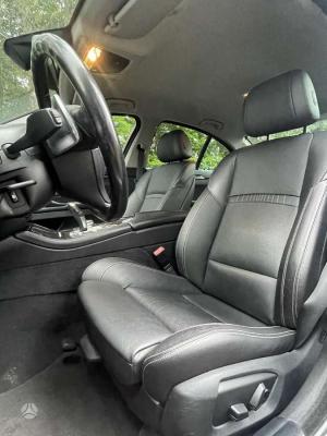 Black BMW 520 2013 in Kaunas, with an engine capacity of 2.00 L and mileage of 229 thousand km for 9800 €, photo 12 on AUTOMOTO.COM.LV