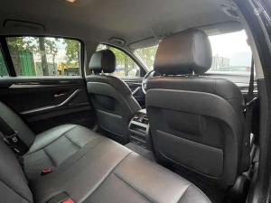 Black BMW 520 2013 in Kaunas, with an engine capacity of 2.00 L and mileage of 229 thousand km for 9800 €, photo 17 on AUTOMOTO.COM.LV