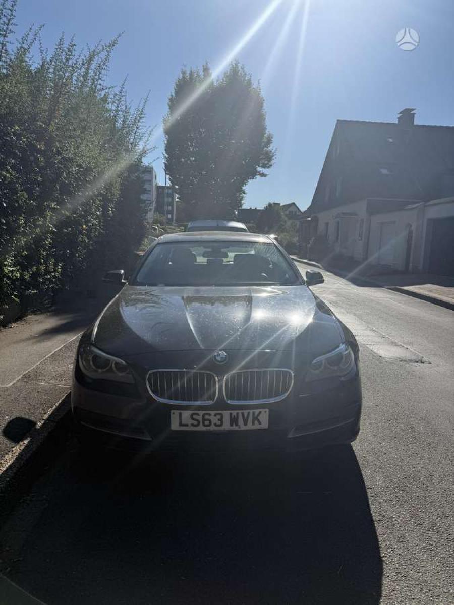 Black BMW 520 2013 in Marijampole, with an engine capacity of 2.00 L and mileage of 368 thousand km for 3650 €, photo 1 on AUTOMOTO.COM.LV