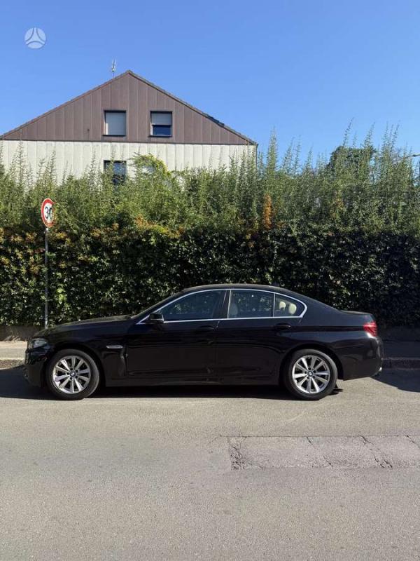 Black BMW 520 2013 in Marijampole, with an engine capacity of 2.00 L and mileage of 368 thousand km for 3650 €, photo 3 on AUTOMOTO.COM.LV