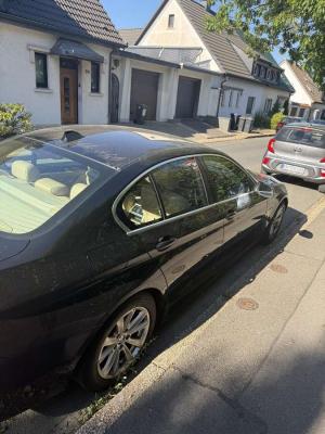 Black BMW 520 2013 in Marijampole, with an engine capacity of 2.00 L and mileage of 368 thousand km for 3650 €, photo 5 on AUTOMOTO.COM.LV