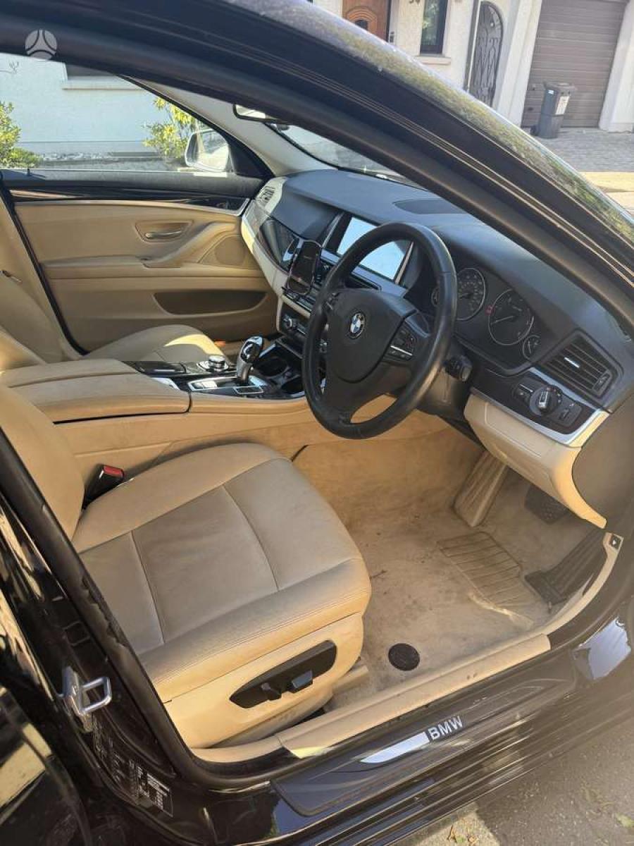 Black BMW 520 2013 in Marijampole, with an engine capacity of 2.00 L and mileage of 368 thousand km for 3650 €, photo 9 on AUTOMOTO.COM.LV