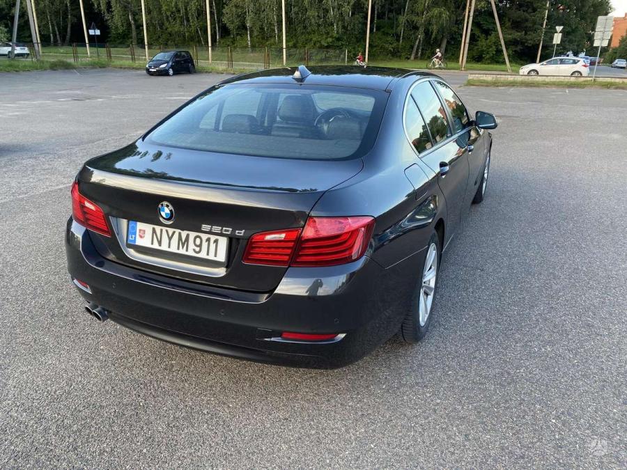 Black BMW 520 2013 in Vilnius, with an engine capacity of 2.00 L and mileage of 330 thousand km for 9300 €, photo 8 on AUTOMOTO.COM.LV