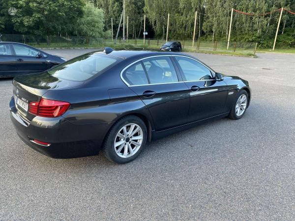 Black BMW 520 2013 in Vilnius, with an engine capacity of 2.00 L and mileage of 330 thousand km for 9300 €, photo 9 on AUTOMOTO.COM.LV