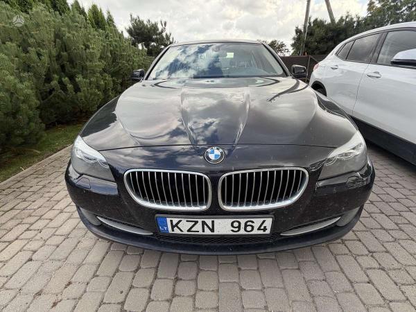 BMW 520 2013 Marijampole vietnē Melns BMW 520 2013 Marijampole, ar dzinēja tilpumu 2.00 L un nobraukumu 293 tūkst. km par 7500 €, foto 1 vietnē AUTOMOTO.COM.LV