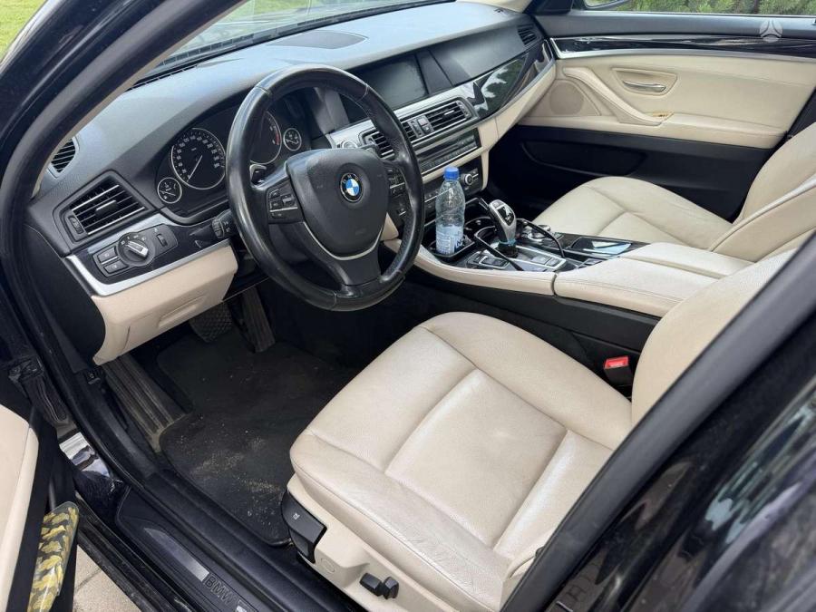 Melns BMW 520 2013 Marijampole, ar dzinēja tilpumu 2.00 L un nobraukumu 293 tūkst. km par 7500 €, foto 7 vietnē AUTOMOTO.COM.LV
