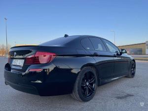 Black BMW 520 2013 in Kaunas, with an engine capacity of 2.00 L and mileage of 244 thousand km for 9999 €, photo 4 on AUTOMOTO.COM.LV