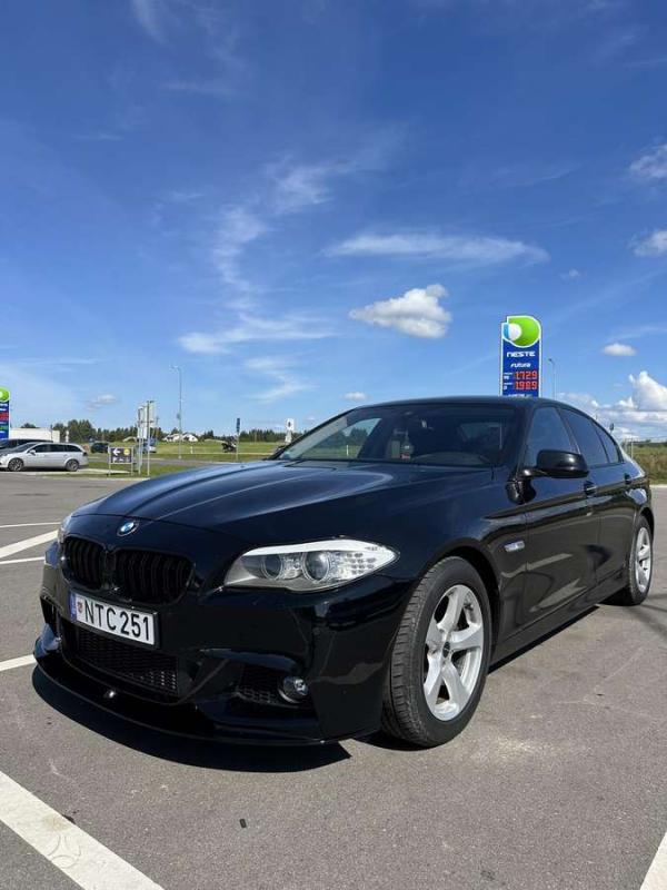 Melns BMW 520 2013 Molėtai, ar dzinēja tilpumu 2.00 L un nobraukumu 360 tūkst. km par 7200 €, foto 4 vietnē AUTOMOTO.COM.LV