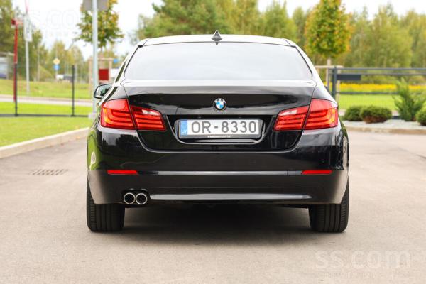 БМВ 520 2013 в Елгава на AUTOMOTO.COM.LV Черный БМВ 520 2013 в Елгава, объемом двигателя 2.00 л и пробегом 211 тыс. км за 8850 €, фото 6 на AUTOMOTO.COM.LV