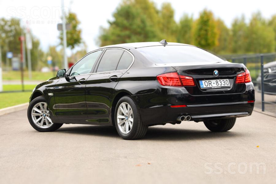 Melns BMW 520 2013 Jelgava, ar dzinēja tilpumu 2.00 L un nobraukumu 211 tūkst. km par 8850 €, foto 7 vietnē AUTOMOTO.COM.LV