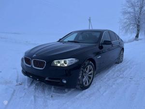 Black BMW 520 2014 in Ariogala, with an engine capacity of 2.00 L and mileage of 267 thousand km for 8999 €, photo 2 on AUTOMOTO.COM.LV