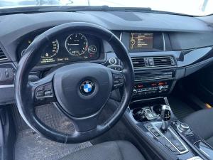 Black BMW 520 2014 in Ariogala, with an engine capacity of 2.00 L and mileage of 267 thousand km for 8999 €, photo 10 on AUTOMOTO.COM.LV