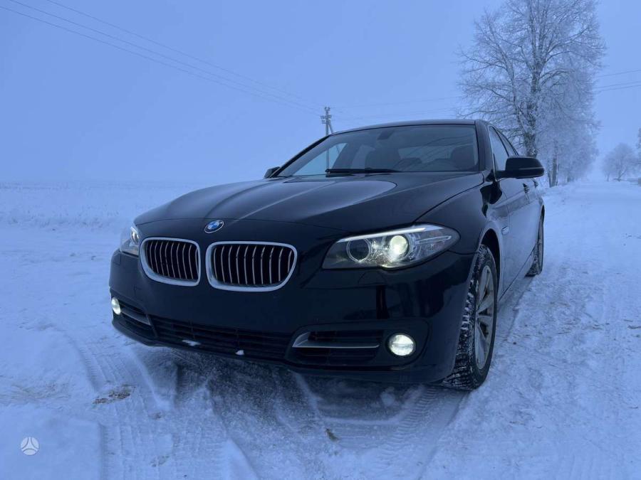 Black BMW 520 2014 in Ariogala, with an engine capacity of 2.00 L and mileage of 267 thousand km for 8999 €, photo 15 on AUTOMOTO.COM.LV