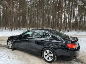 Black BMW 520 2014 in Vilnius, with an engine capacity of 2.00 L and mileage of 294 thousand km for 8849 €, photo 9 on AUTOMOTO.COM.LV
