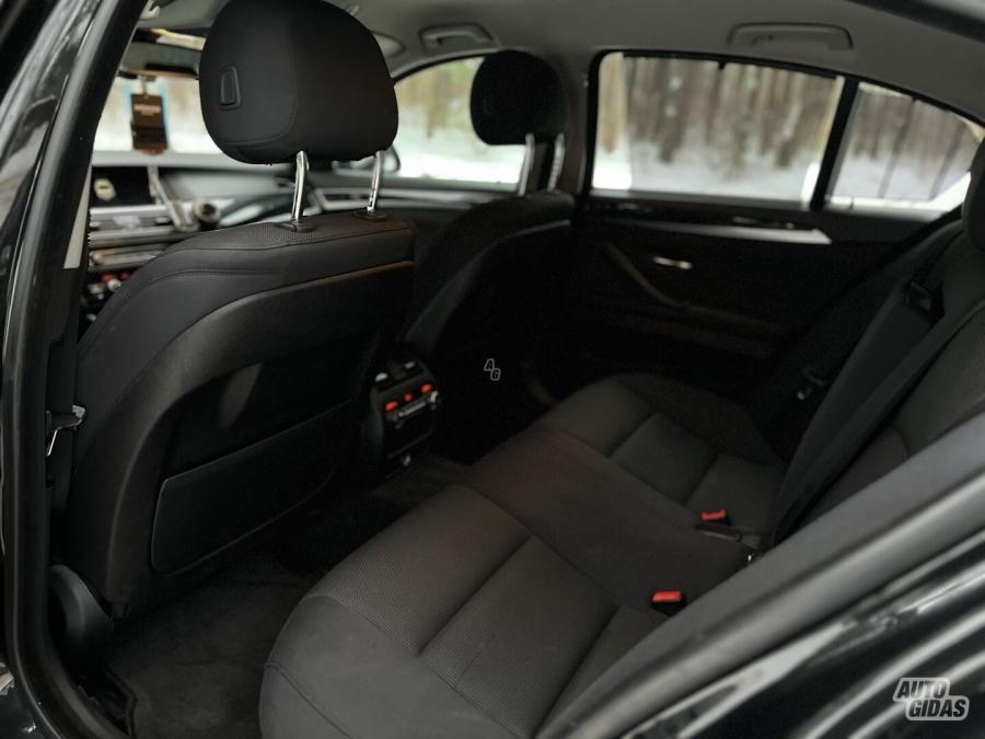 Black BMW 520 2014 in Vilnius, with an engine capacity of 2.00 L and mileage of 294 thousand km for 8849 €, photo 16 on AUTOMOTO.COM.LV