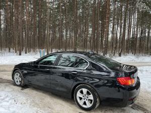 Black BMW 520 2014 in Vilnius, with an engine capacity of 2.00 L and mileage of 294 thousand km for 8499 €, photo 8 on AUTOMOTO.COM.LV