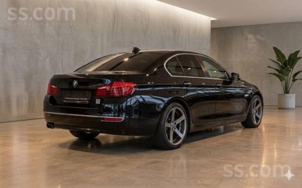 Black BMW 520 2014 in Jelgava, with an engine capacity of 2.00 L and mileage of 287 thousand km for 8496 €, photo 2 on AUTOMOTO.COM.LV