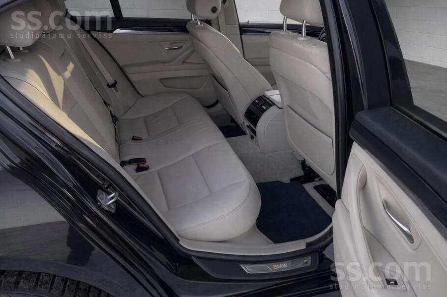 Melns BMW 520 2014 Jelgava, ar dzinēja tilpumu 2.00 L un nobraukumu 287 tūkst. km par 8496 €, foto 4 vietnē AUTOMOTO.COM.LV