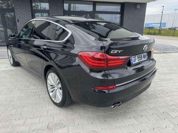 Black BMW 520 2014 in Kaunas, with an engine capacity of 2.00 L and mileage of 275 thousand km for 13500 €, photo 4 on AUTOMOTO.COM.LV