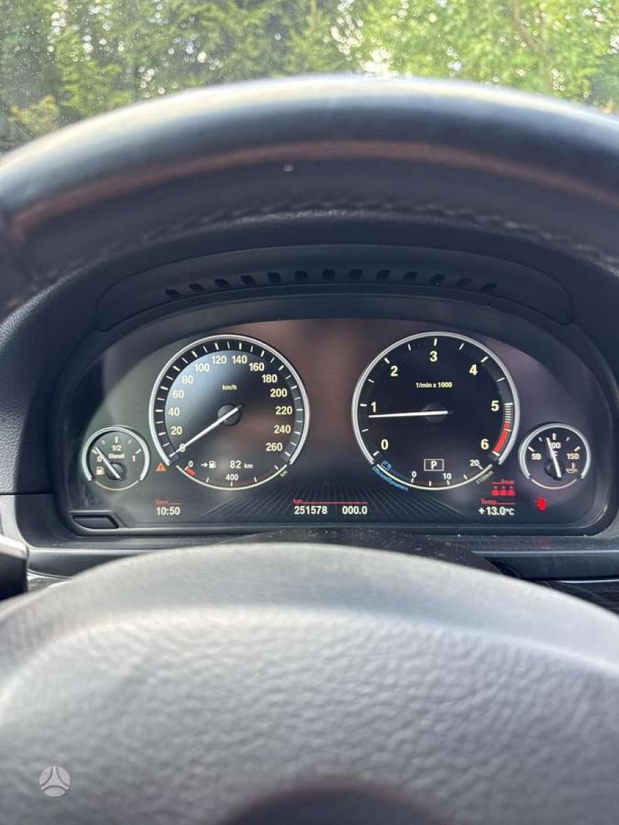 Melns BMW 520 2014 Kauņa, ar dzinēja tilpumu 2.00 L un nobraukumu 252 tūkst. km par 11250 €, foto 13 vietnē AUTOMOTO.COM.LV