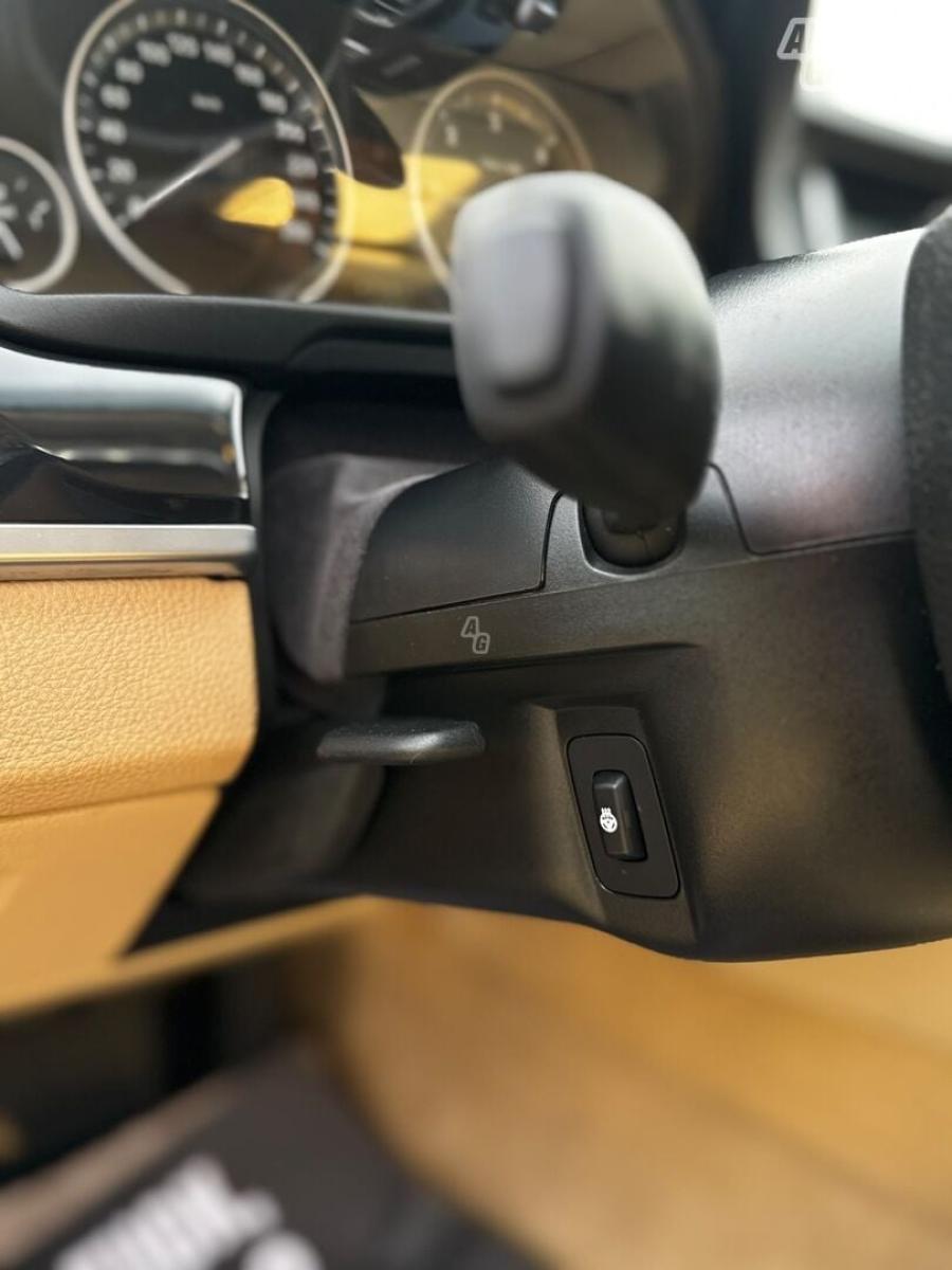 Black BMW 520 2014 in Klaipeda, with an engine capacity of 2.00 L and mileage of 261 thousand km for 11800 €, photo 16 on AUTOMOTO.COM.LV